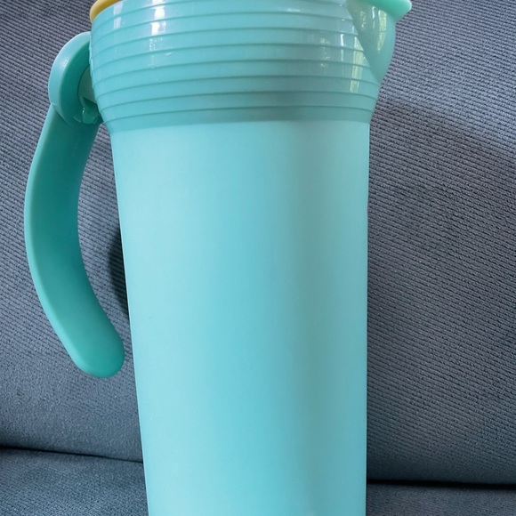 Tupperware | Kitchen | Rare Spongebob Squarepants Tupperware Pitcher ...